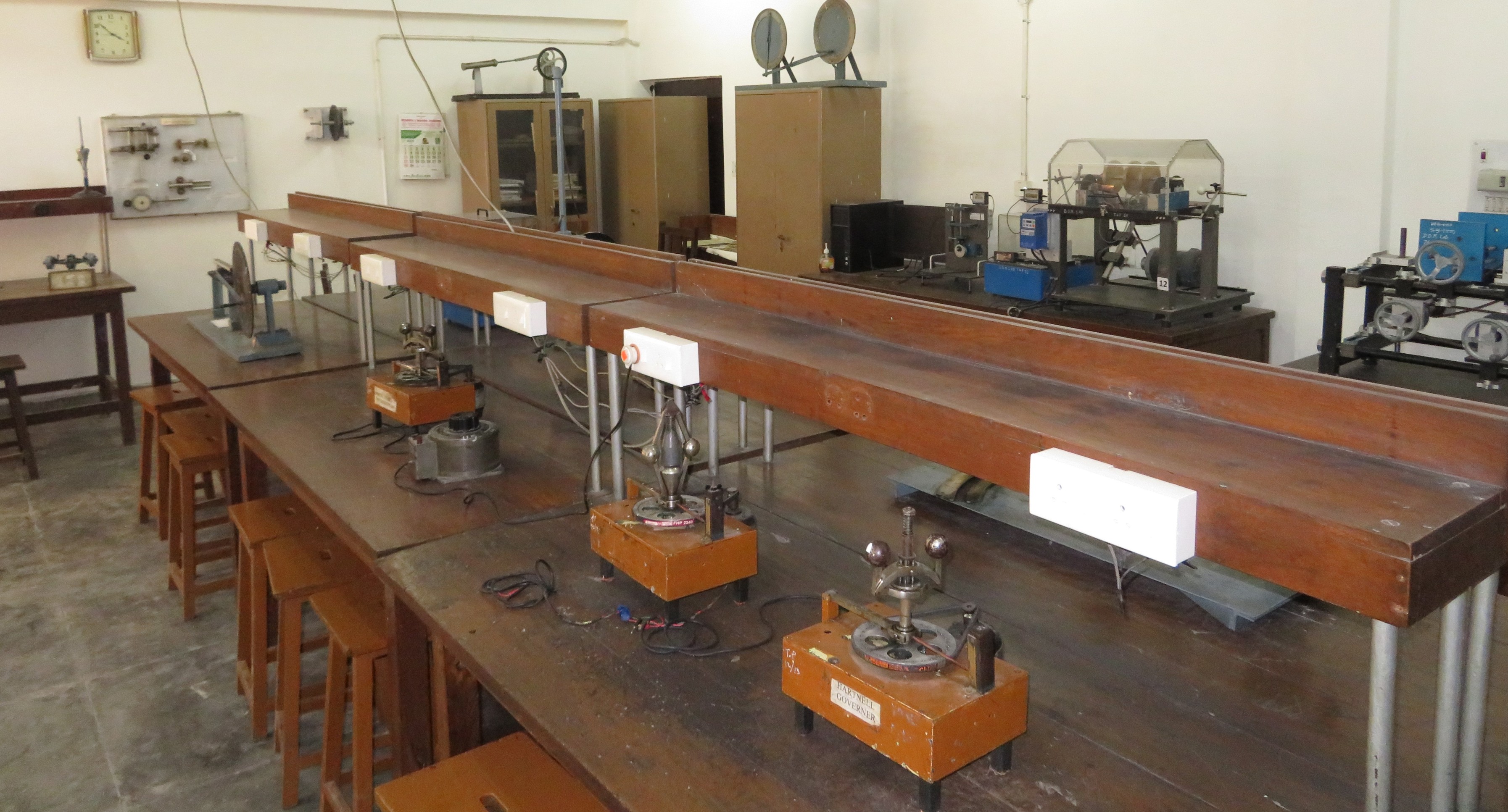 Dynamics of Machines Laboratory