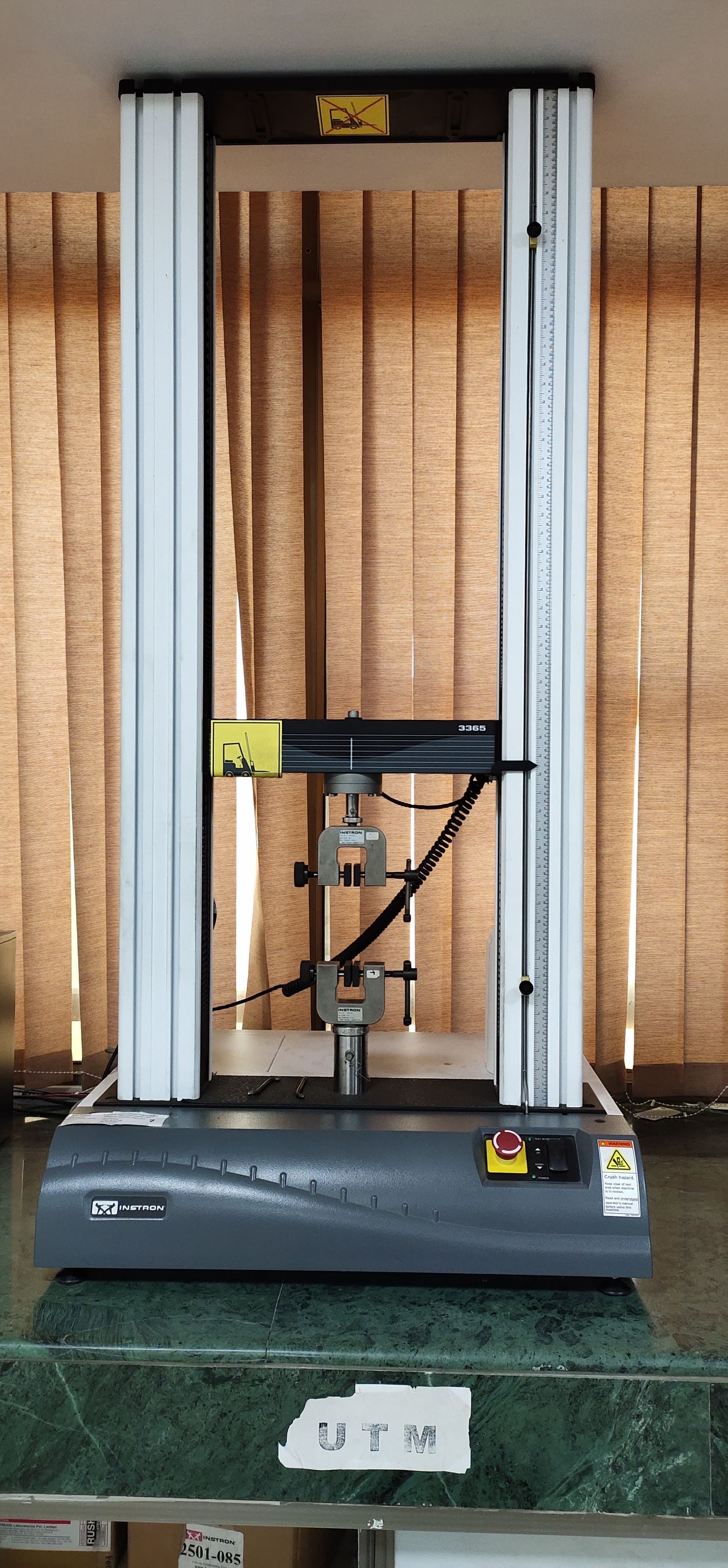 Universal Testing Machine